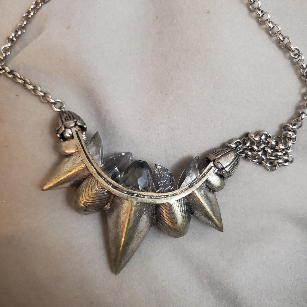 Silver Edgy Stone Spiked Necklace - Gem
